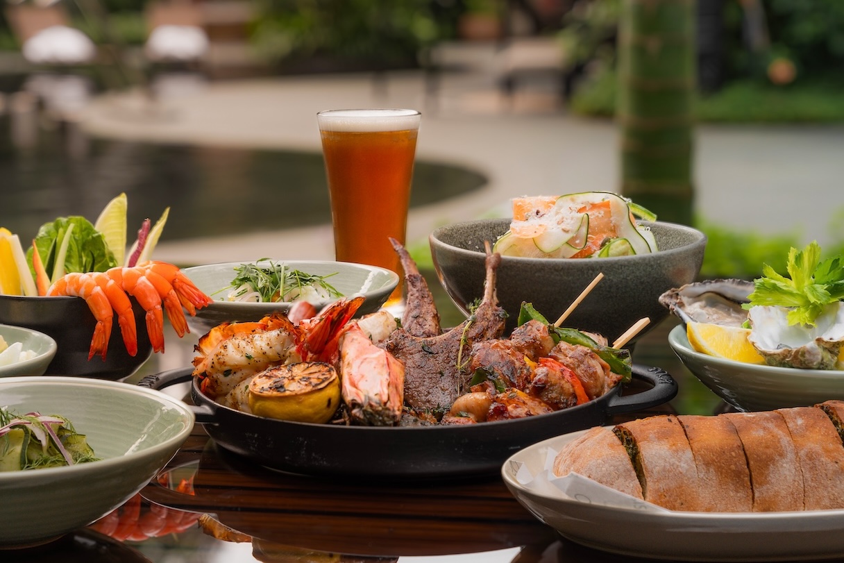 Oasis is Alfresco BBQ Dining at Grand Hyatt Singapore