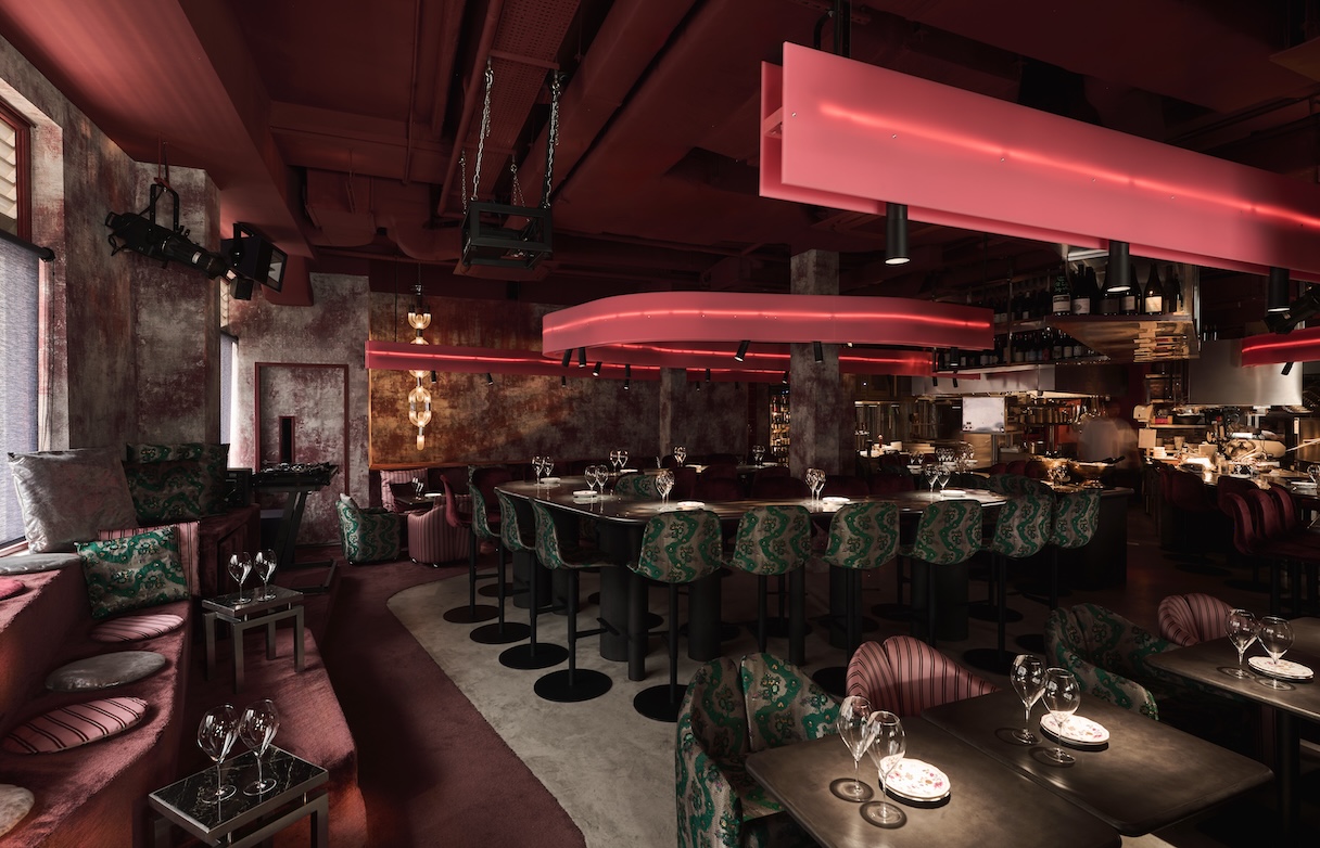 Big Wine Freaks: An electrifying wine bar with big party energy ...