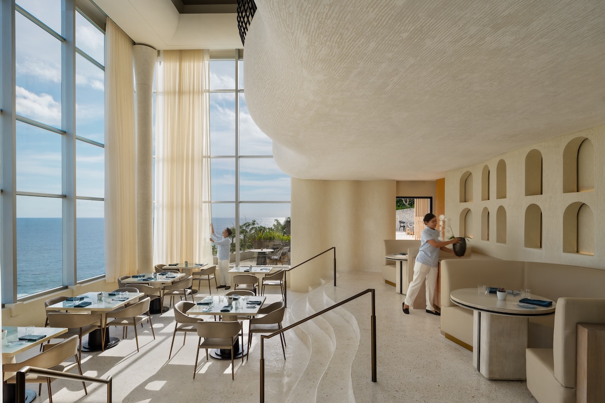 Five Resort Restaurants in Bali Worth Travelling For